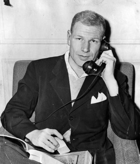 Bill Veeck and Little Eddie Gaedel - Baseball History Comes Alive