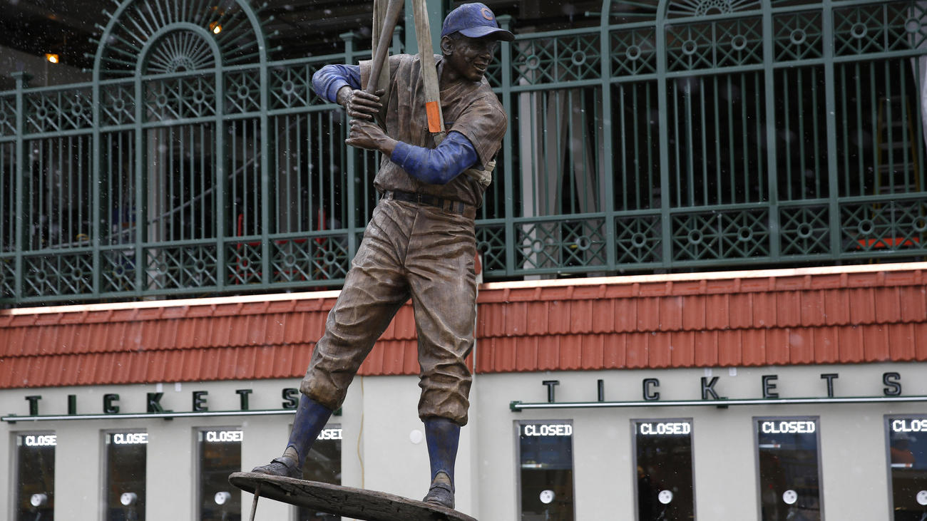 Wrigley Field Marquee Returns! - Baseball History Comes Alive