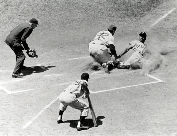 Our Annual Tribute to Roberto Clemente! - Baseball History Comes Alive