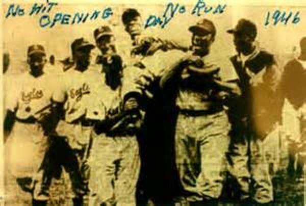 Salute to the Negro Leagues: Leon Day, “One of the Best Ever ...