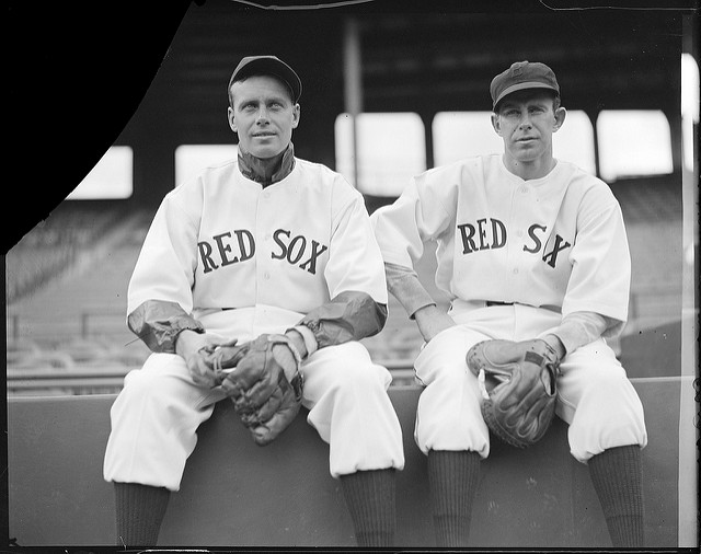 “Baseball’s Forgotten Stars!” Let’s Highlight the Career of Wes Ferrell ...
