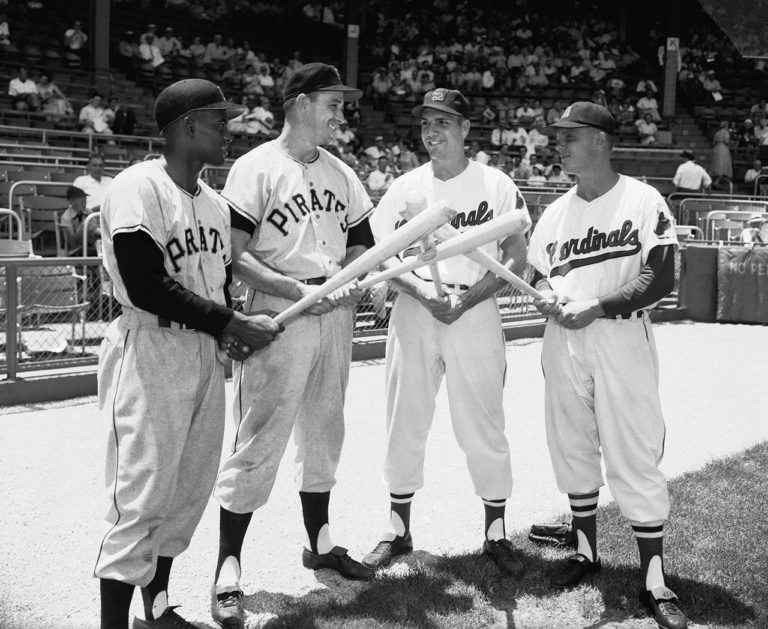 Our Annual Tribute to Roberto Clemente! "HE'S GOT IT!!" - Baseball ...