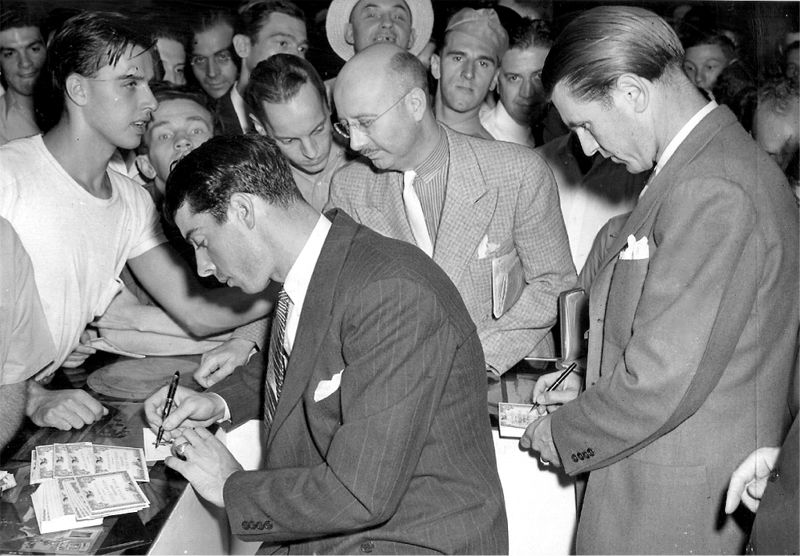 From the Lighter Side: The Marriage of Lefty Gomez and Actress June O ...