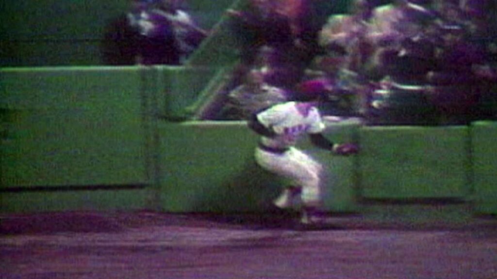 Michael Keedy's Top Ten Greatest World Series Catches, No. Five: Dwight ...